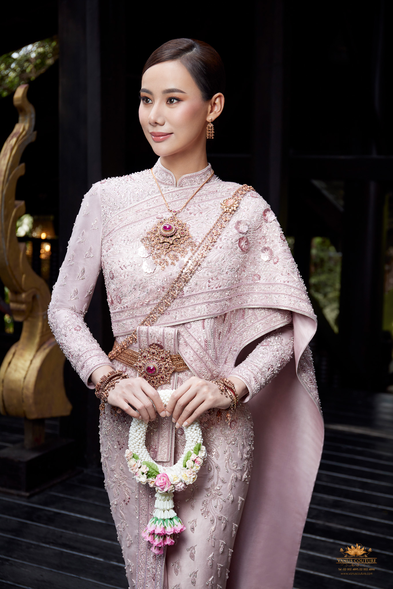 Thai traditional dress - YingYing Thai traditional dress - YingYing